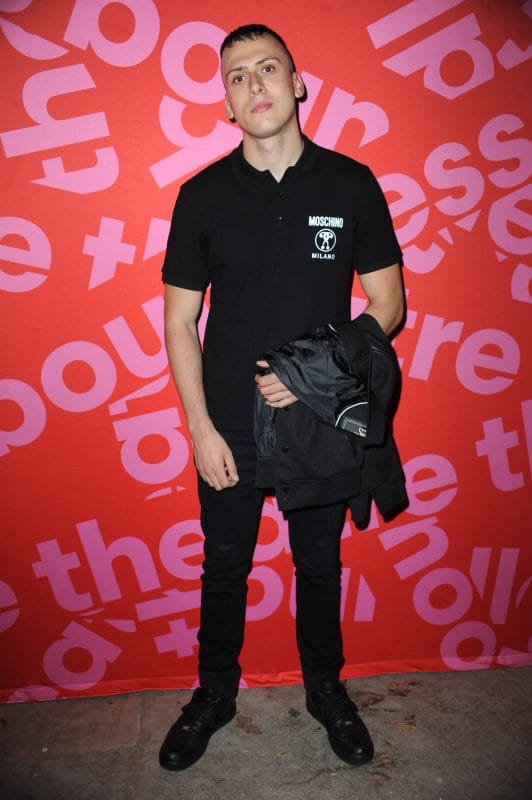 Photo Gallery: Tanya Burr and The Cast of Confidence at Southwark ...