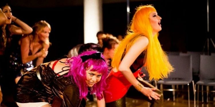 Creating Entirely New Micro-Operitas Online with #OperaHarmony - Theatre Weekly