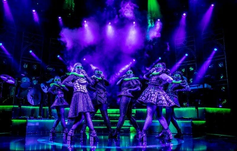 First Look: SIX The Musical at The Lyric Theatre - Theatre Weekly
