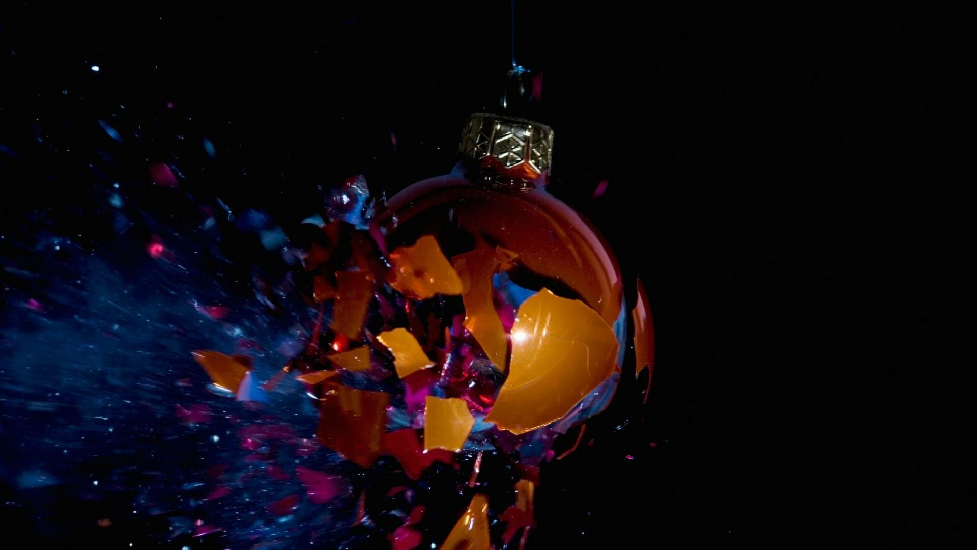 Santa Must Die! To Open at Alphabetti Theatre - Theatre Weekly