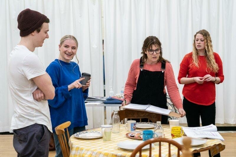 First Look: The Kitchen Sink at Queen’s Theatre Hornchurch in Rehearsal ...