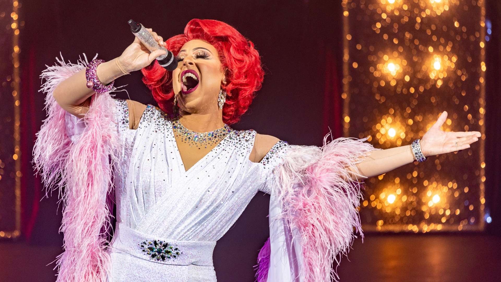 La Voix Coming to London's West End - Theatre Weekly