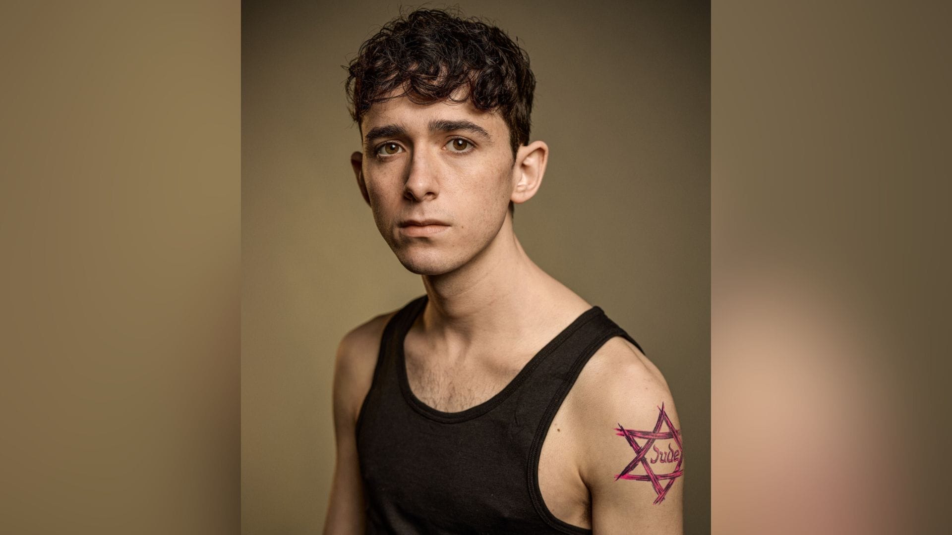 Interview: Ilan Galkoff on Faygele at Marylebone Theatre - Theatre Weekly